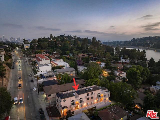 2305 Glendale Boulevard