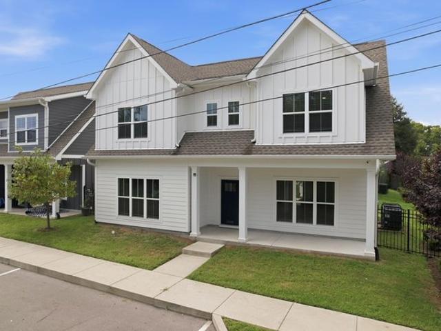 2305 Lacy St, Nashville, TN 37208