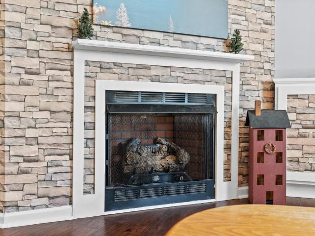 2305 Smith Mountain Lake Parkway