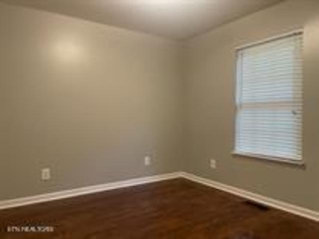2305 Smith School Rd