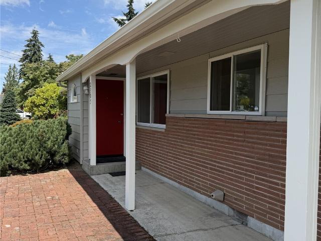 2305 TH Avenue Ct E