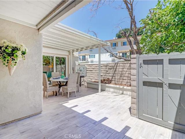 2305 Via Puerta, Laguna Woods, CA 92637 | MLS #OC26082