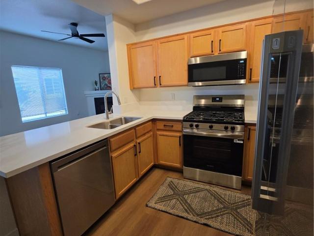 2305 W Horizon Ridge Parkway 814