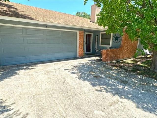 2305 Whitney Dr, Copperas Cove, TX 76522
