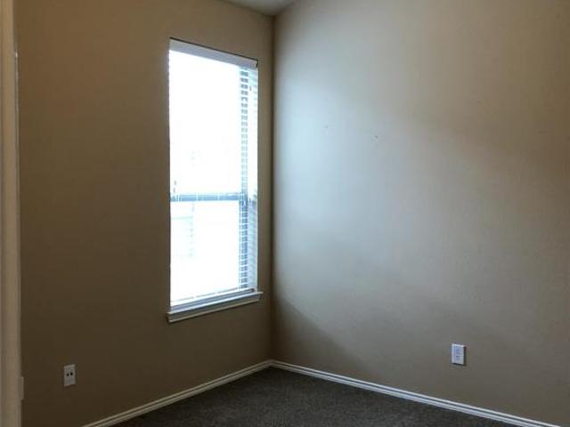 2305 Wood River Parkway