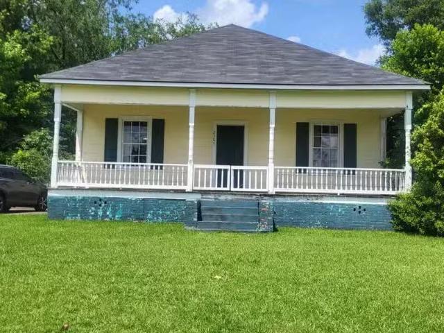 2305 31ST ST, VALLEY, AL 36854