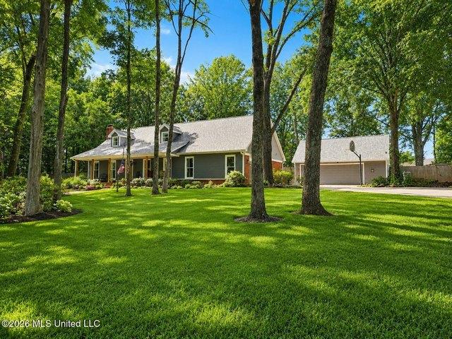2306 Barrett St, Southaven, MS 38672