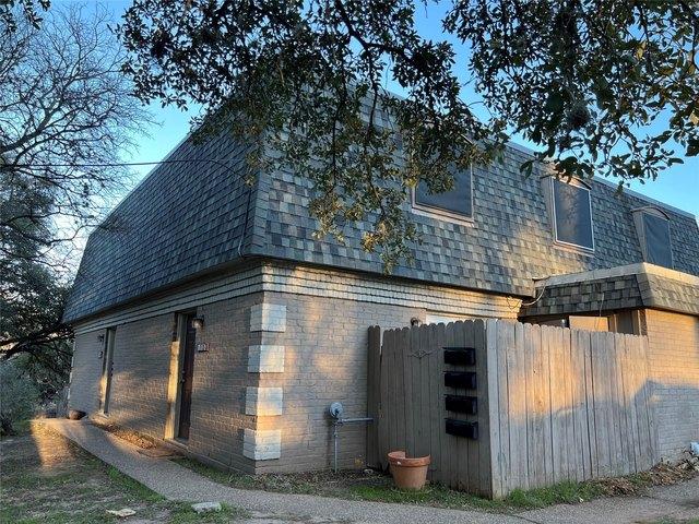 2306 Barton Village Cir, Austin, TX 78704