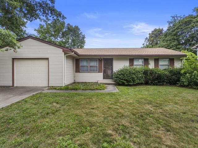 2306 Belmore Dr, Champaign, IL 61821