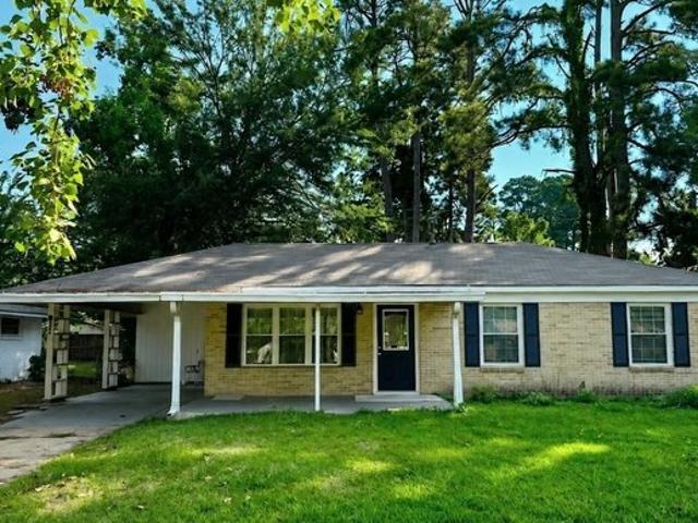 2306 Debastrop Dr, Monroe, LA 71201