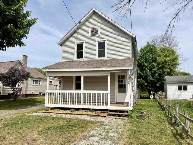 2306 Fitch Ave, Marquette, MI 49855