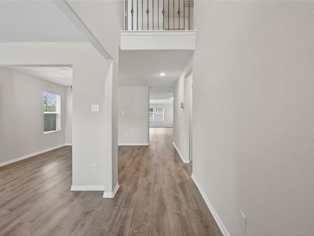 2306 Garden Square Path