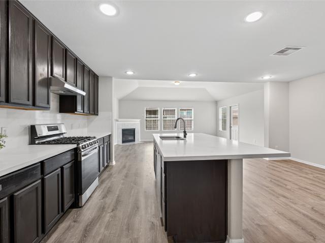 2306 Garden Square Path