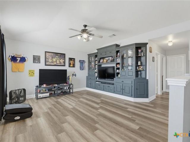 2306 Griffin Dr, Copperas Cove, TX 76522
