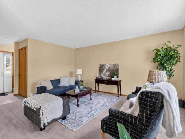 2306 Hillcrest Drive