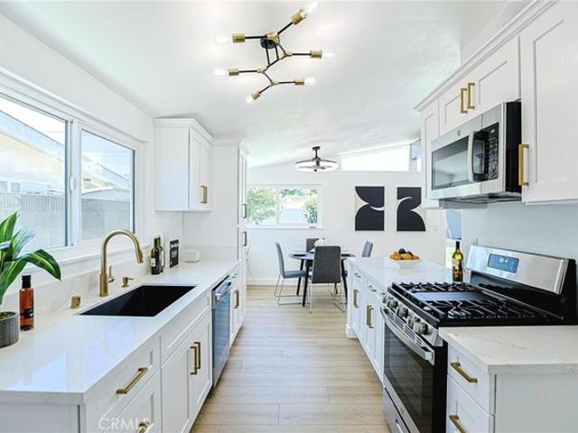 2306 Park Dr, Santa Ana, CA 92707