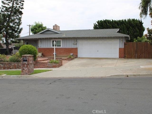 2306 Redlands Dr, Newport Beach, CA 92660