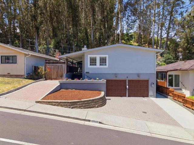 2306 Valleywood Drive