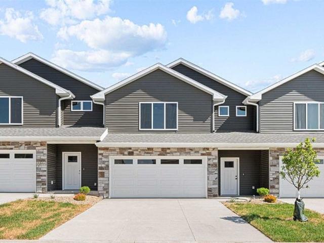 2306 Water Tower Pl, North Liberty, IA 52317