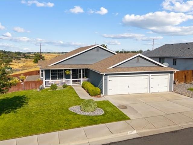 2307 nw eucalyptus dr