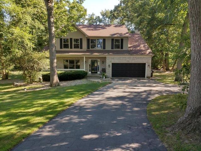 2307 N Country Springs Dr, Johnsburg, IL 60051