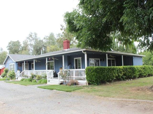 2307 N Hayes Ave, Fresno, CA 93723