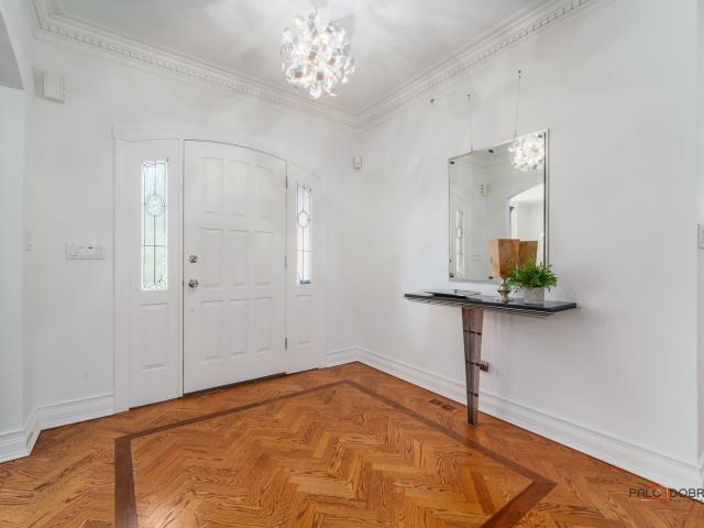 2307 Old Hicks Rd, Long Grove, IL