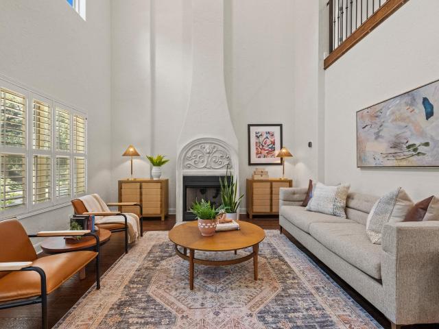 2307 Alta Vista Ave