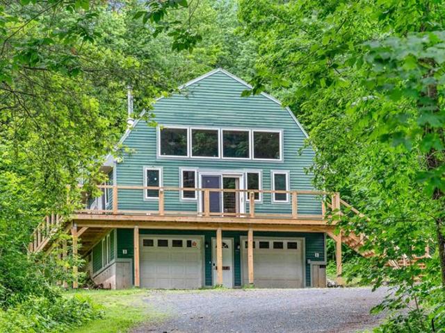 2307 Bliss Rd, Calais, VT 05650