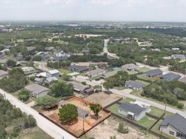 2307 Cedarwood Trl, Granbury, TX 76048