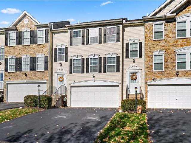 2307 Flint Dr, Unit 212C, Washington, PA 15301 | MLS #1737 | Compass