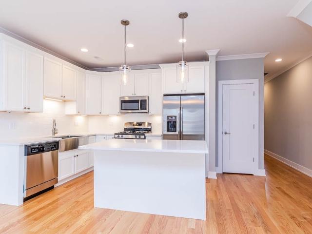 2307 W 19th Street # 3