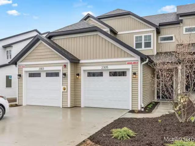 2307 WATERTOWN WAY, GRAND RAPIDS, MI 49505 Condo/Townhome For.