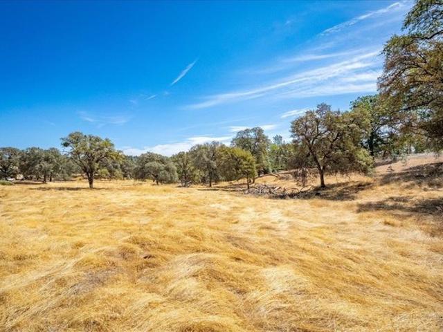 23087 Oak Mountain Ct, Auburn, CA 95602