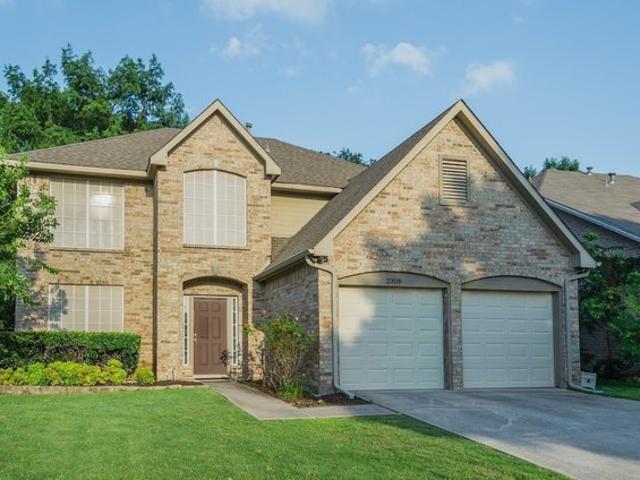 2308 Mapleleaf Ln, Flower Mound, TX 75028