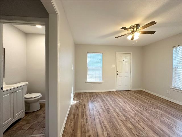 2308 Mary Street B