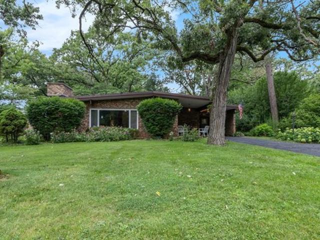2308 N Sunset Rd, Palatine, IL 60074