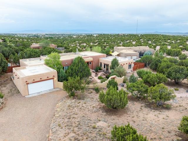 2308 Camino Vado, Santa Fe, NM 87507