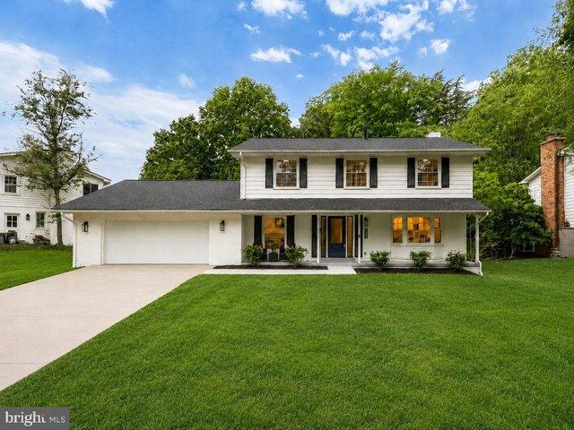 2308 Creek Dr, Alexandria, VA 22308