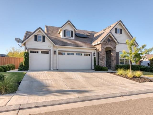 2308 E Mazie Ave, Fresno, CA 93730