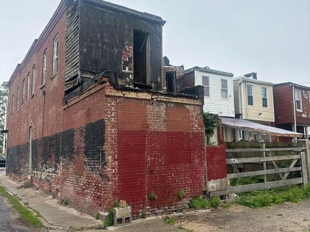 2308 E. Madison Street