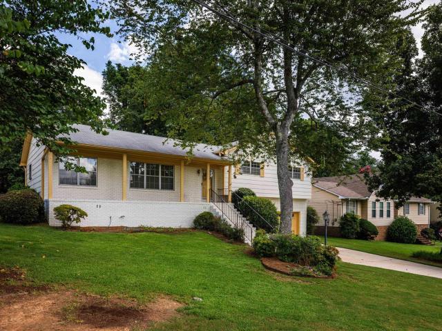 2308 Locke Lane
