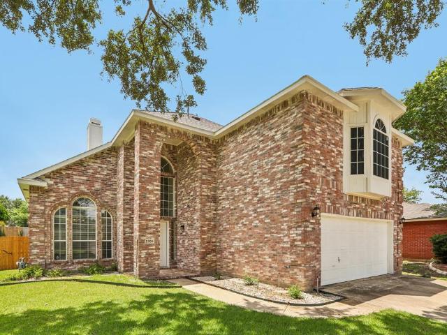 2308 London Drive