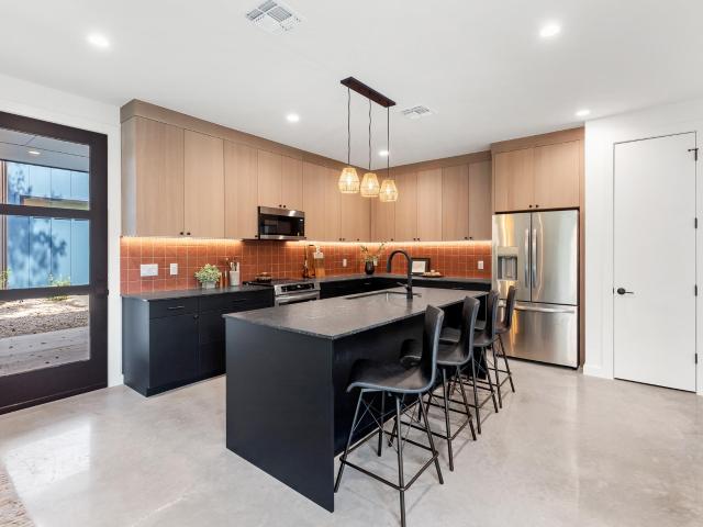 2308 S 2nd St # 1