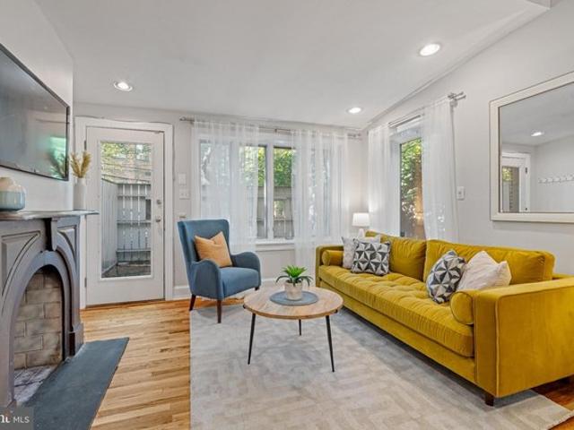 2308 Spruce St Unit 2310B, Philadelphia, PA 19103