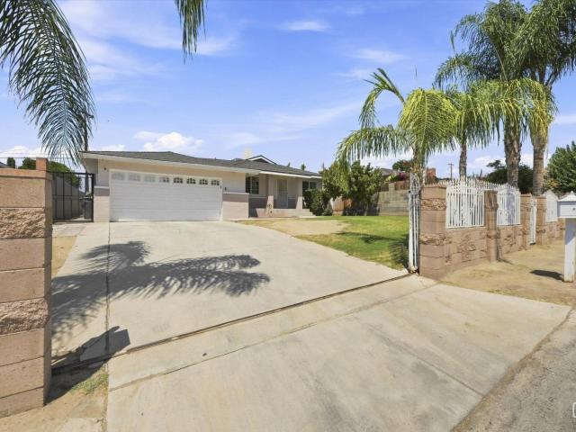2308 Tangerine Street