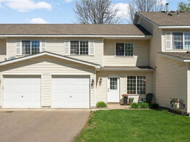 2308 Williams Dr, Burnsville, MN 55337
