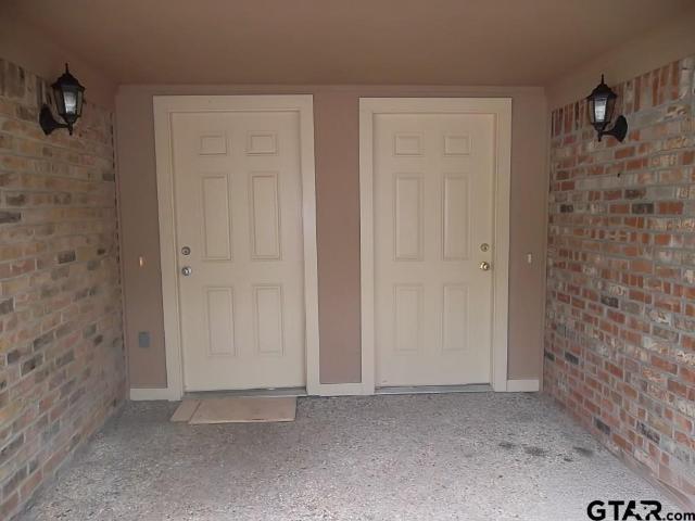 2308 2 Aberdeen Dr, Tyler, TX 75703 | MLS #25017
