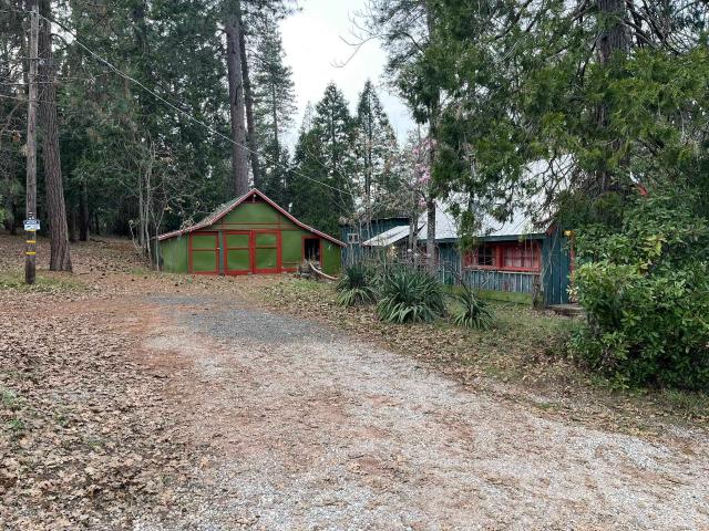 23090 N Bald Mountain Rd