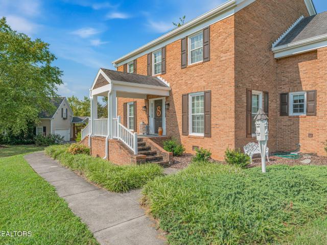 2309 MacIntosh Circle